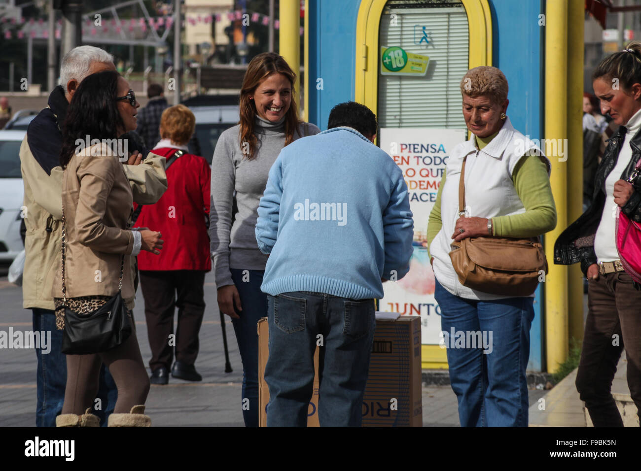 Pea men, peamen, shell men, con men, most of the people in this picture ...
