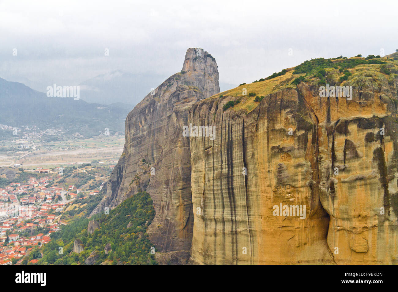 Meteora cliffs and monasteries Stock Photo - Alamy