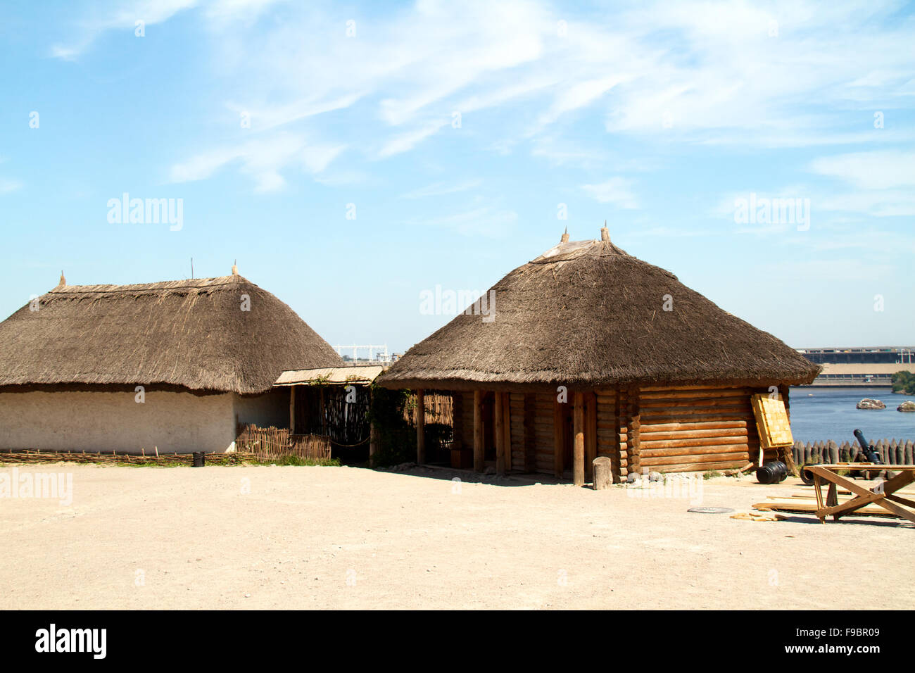 Old traditional wooden house (Ukraine Stock Photo - Alamy