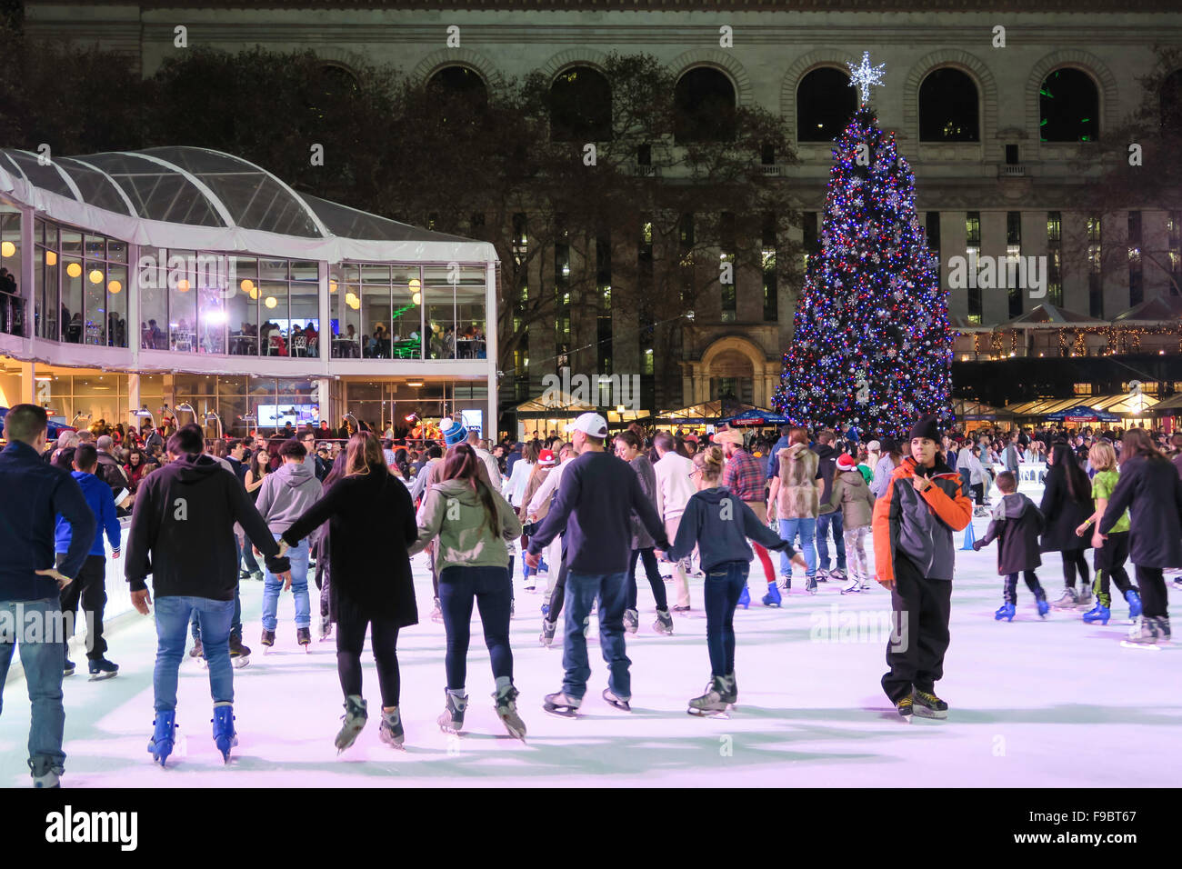 Skating Rink at the Bank of America Winter Village, Bryant Park, NYC ...