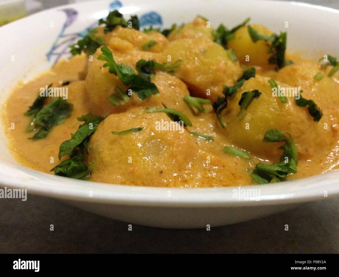 Indian food cooking, paneer butter, palak-paneer, sahi-paneer, paneer ...