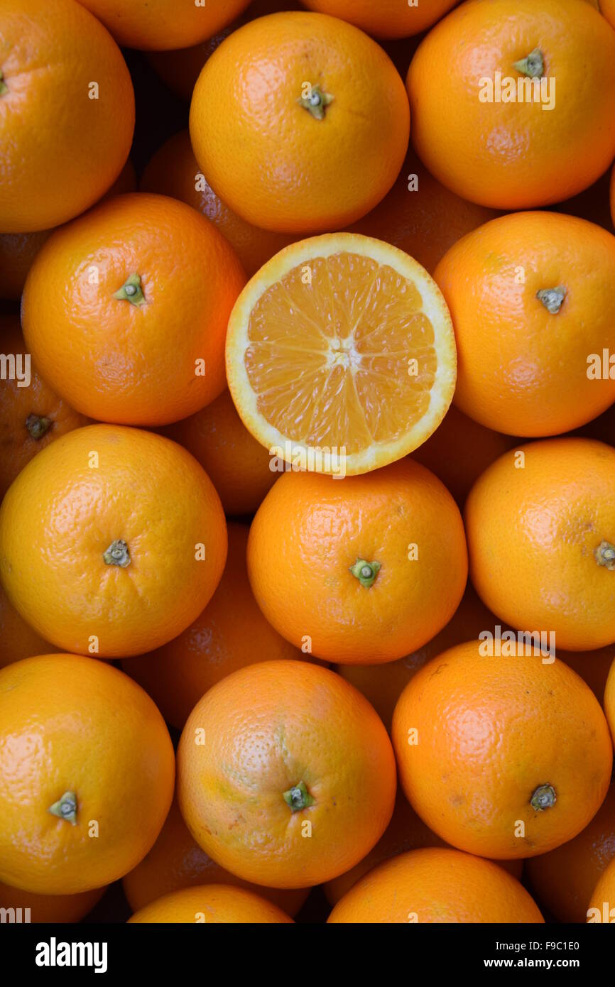 Premium slice of California orange Stock Photo - Alamy
