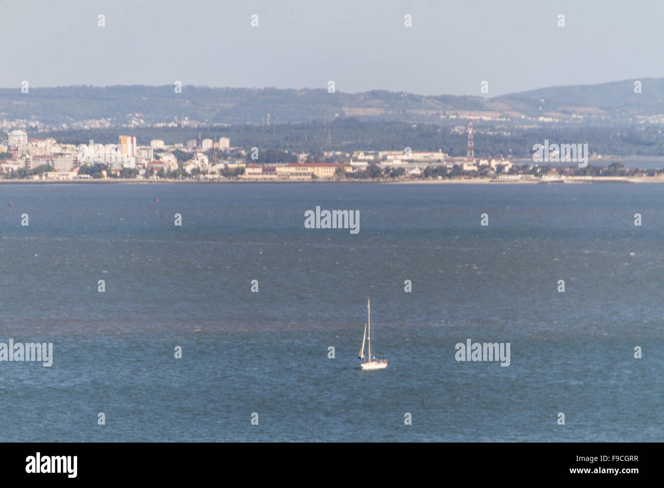 Tejo river with the city of Lisbon in the background Stock Photo - Alamy