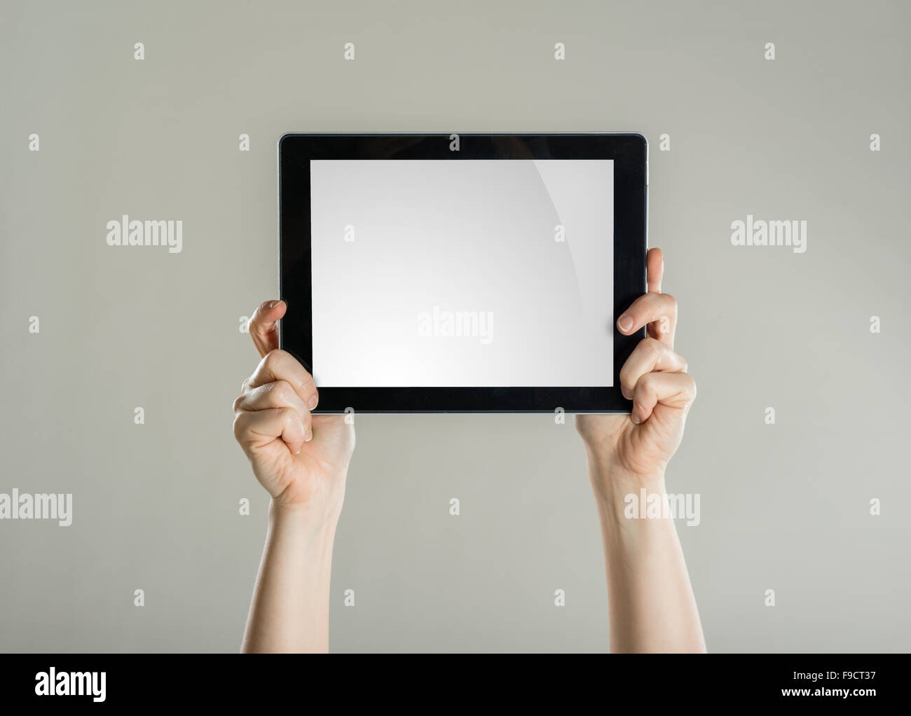Tablet female hands hi-res stock photography and images - Alamy