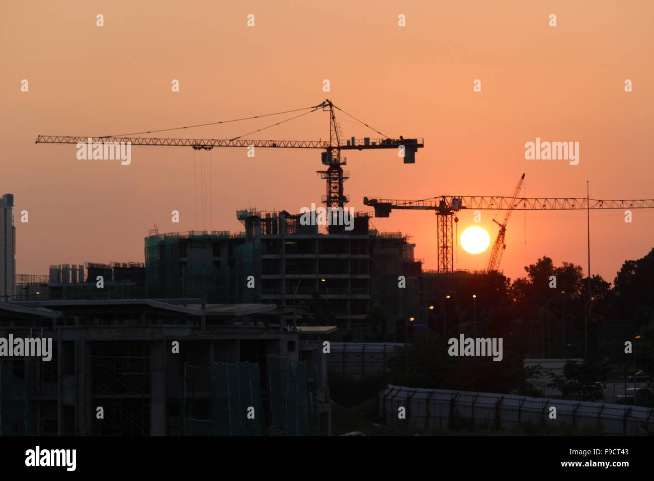 Construction site sunset hi-res stock photography and images - Alamy