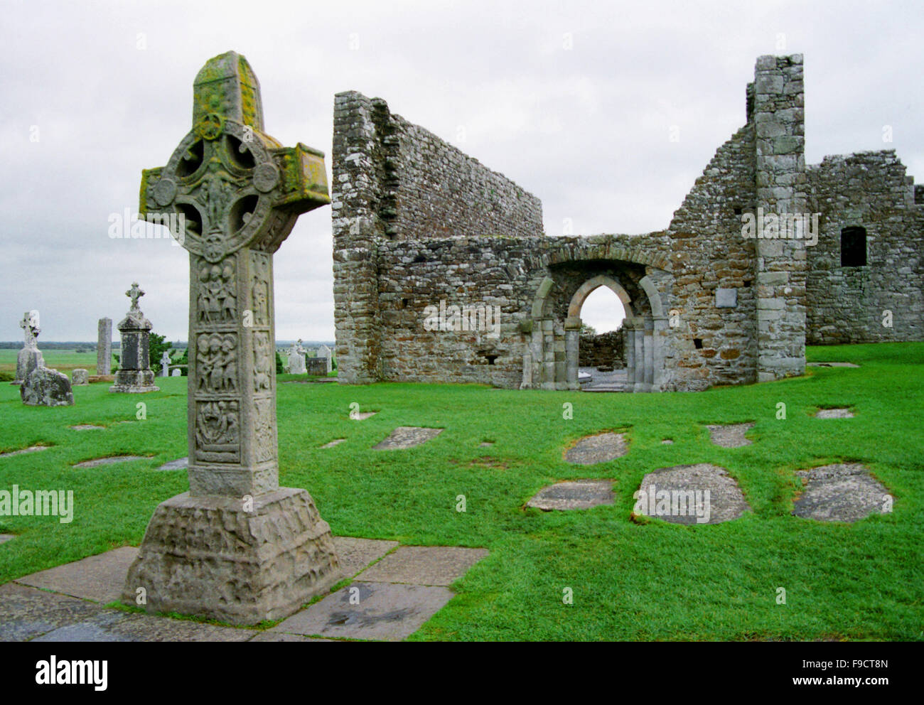 Irish gothic cloisters hi-res stock photography and images - Alamy