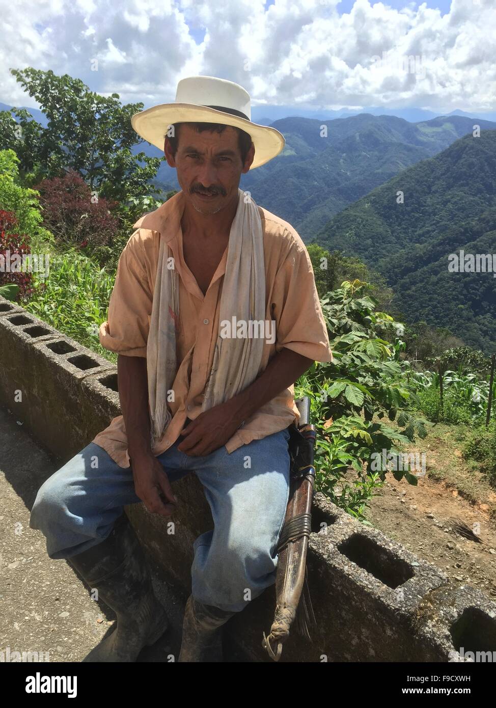 Paramilitary colombia hi-res stock photography and images - Alamy