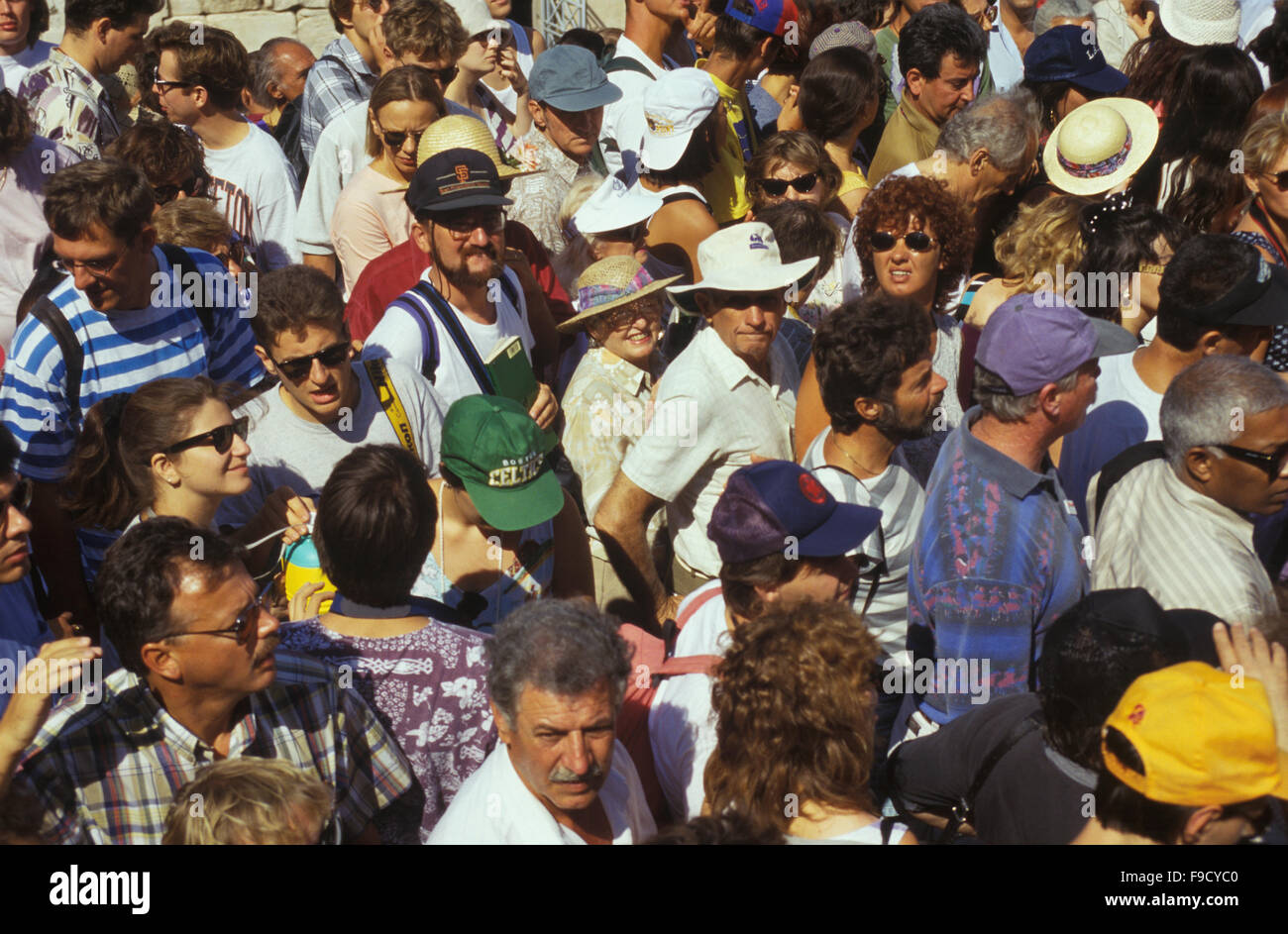 Crowd half length hi-res stock photography and images - Alamy