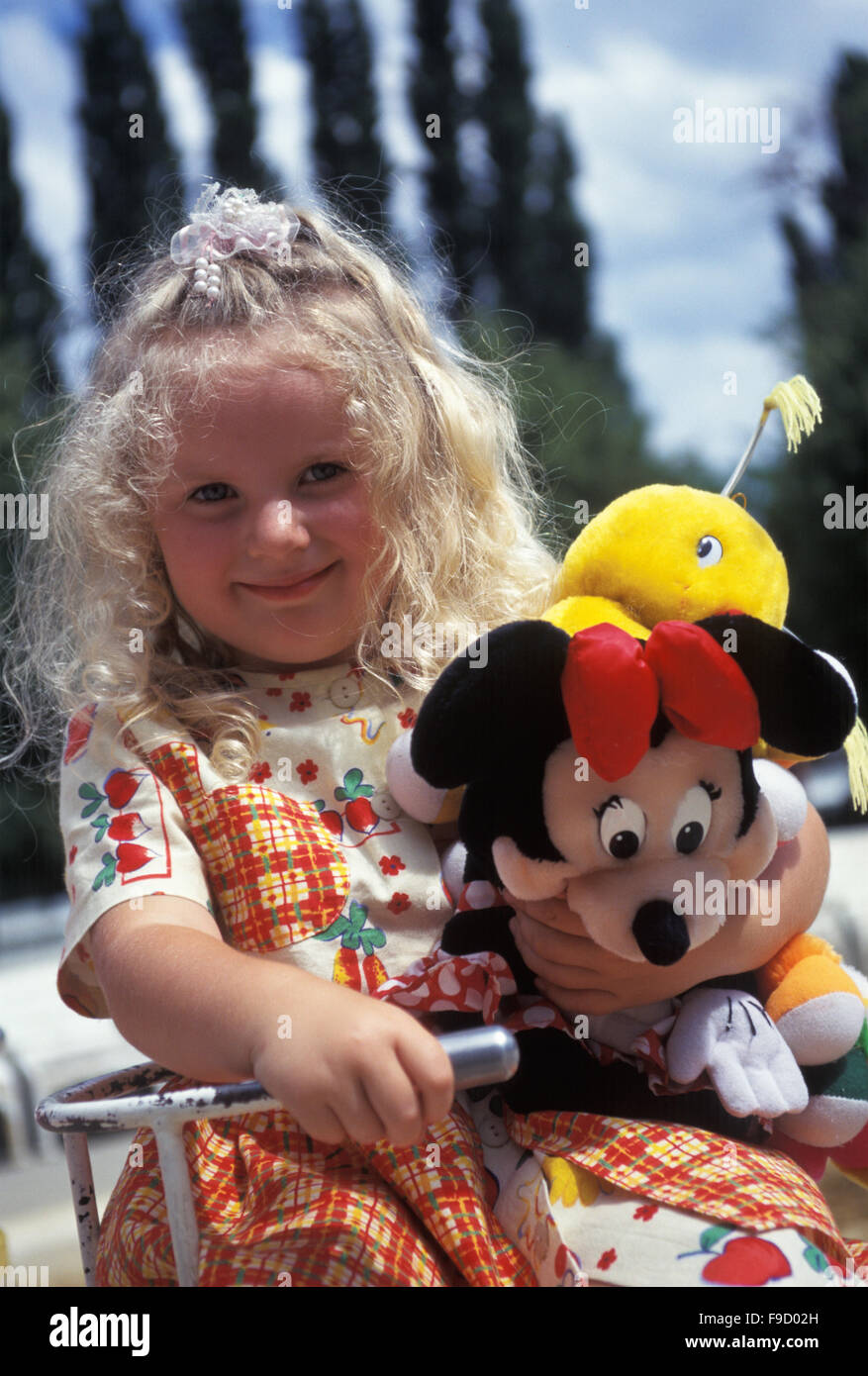 Minnie mouse portrait hi-res stock photography and images - Alamy