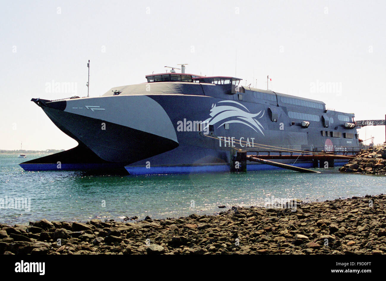 Ships cats hi-res stock photography and images - Alamy