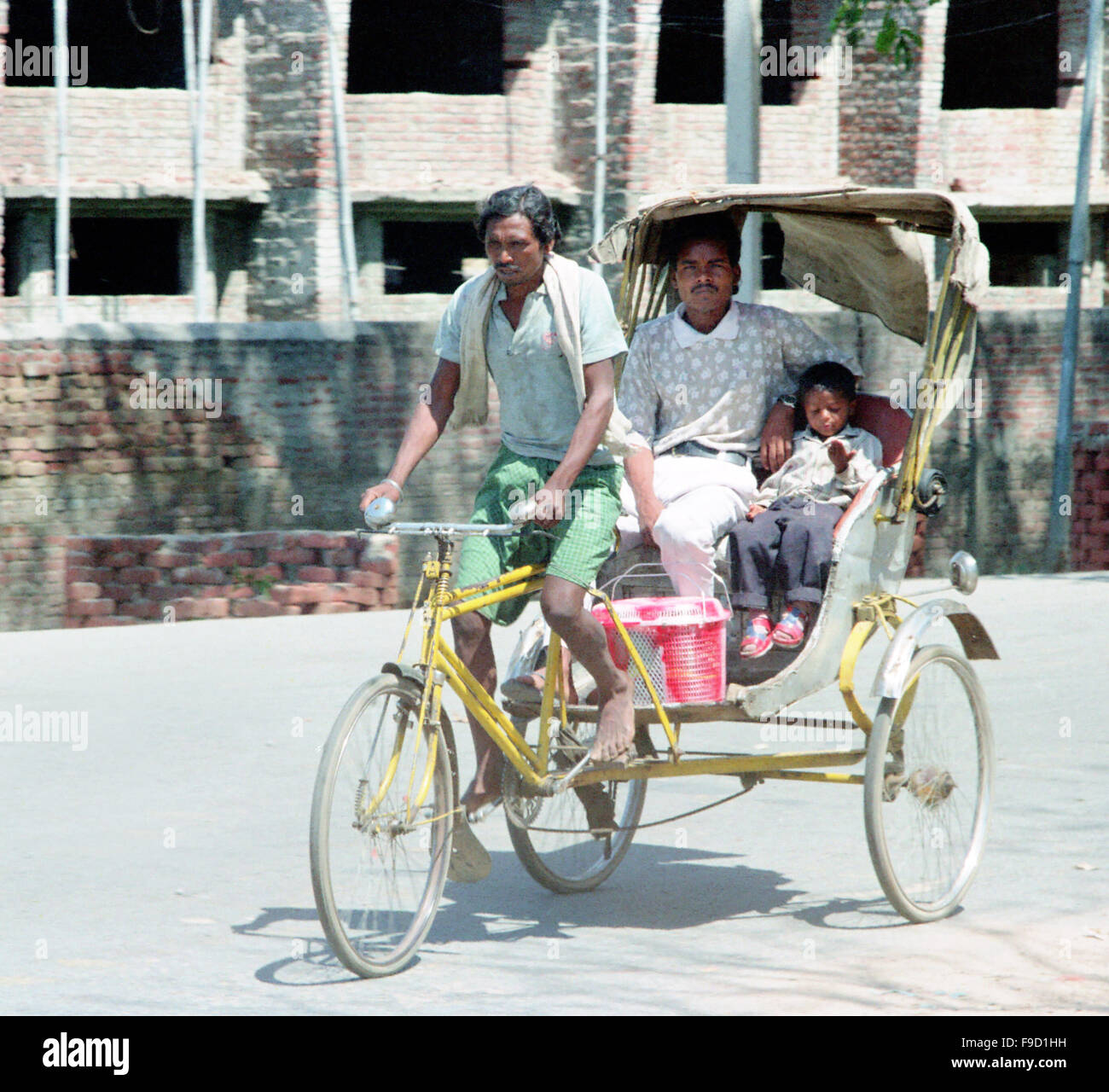 Rikshas hi-res stock photography and images - Alamy