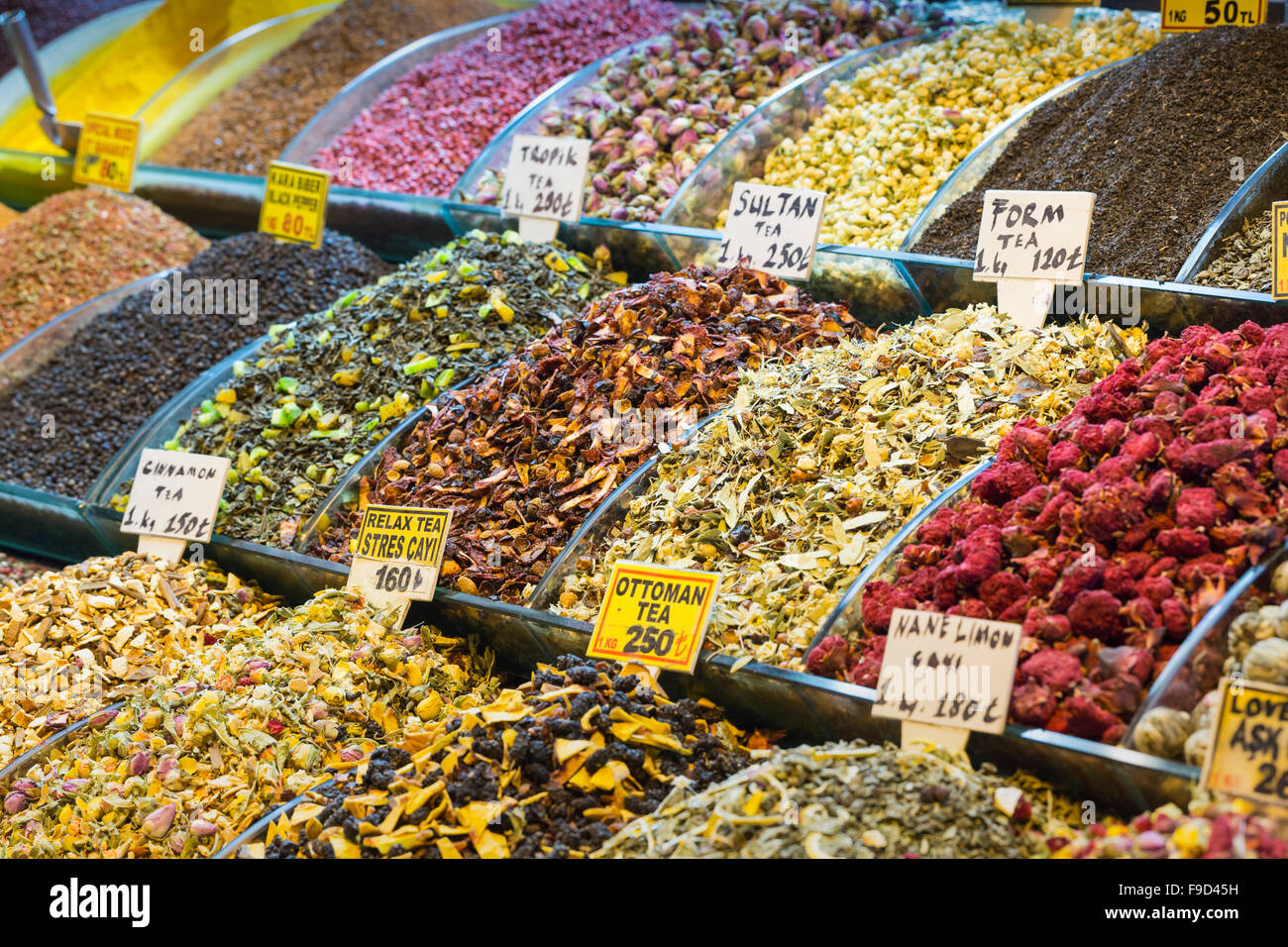 Tea shop in Grand Bazaar, Istanbul, Turkey Stock Photo - Alamy