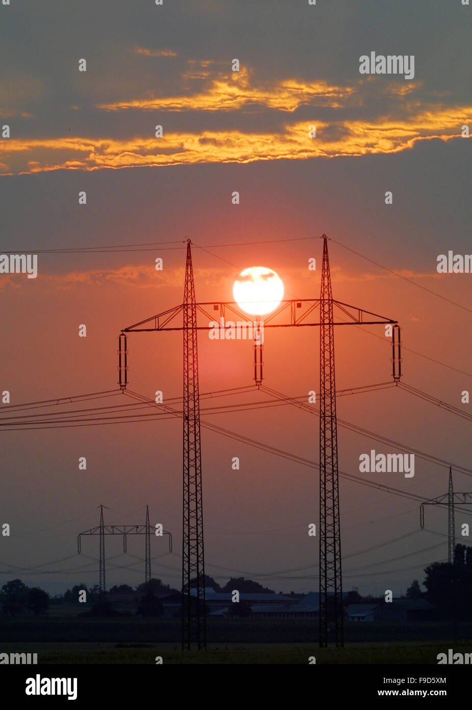 Electrical conduction hi-res stock photography and images - Alamy