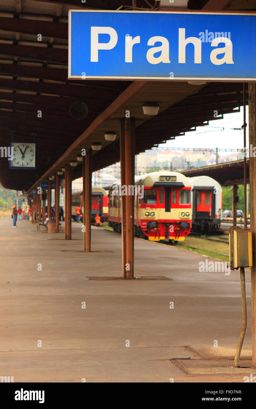 Prague Train Station Platform Stock Photo - Alamy