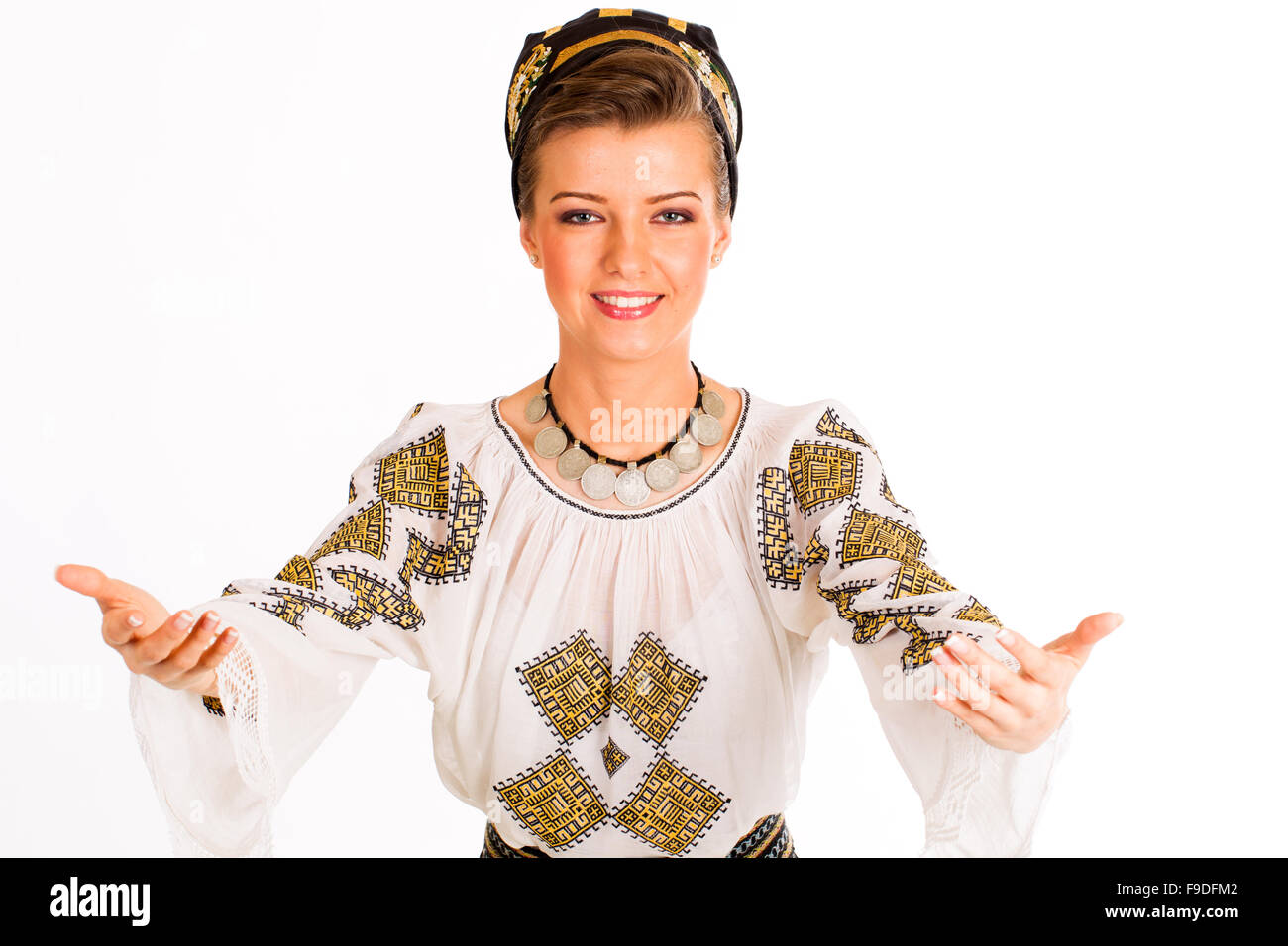 romanian folklore clothes traditional Stock Photo - Alamy