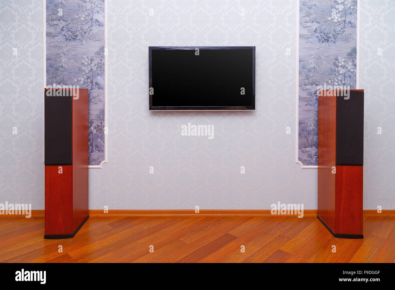 Empty interior of room with TV and speakers Stock Photo - Alamy
