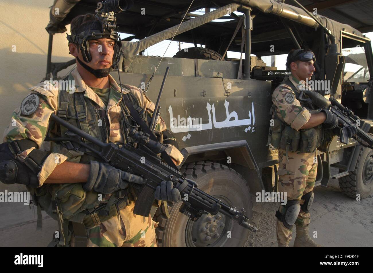 Special soldier night vision hi-res stock photography and images - Alamy