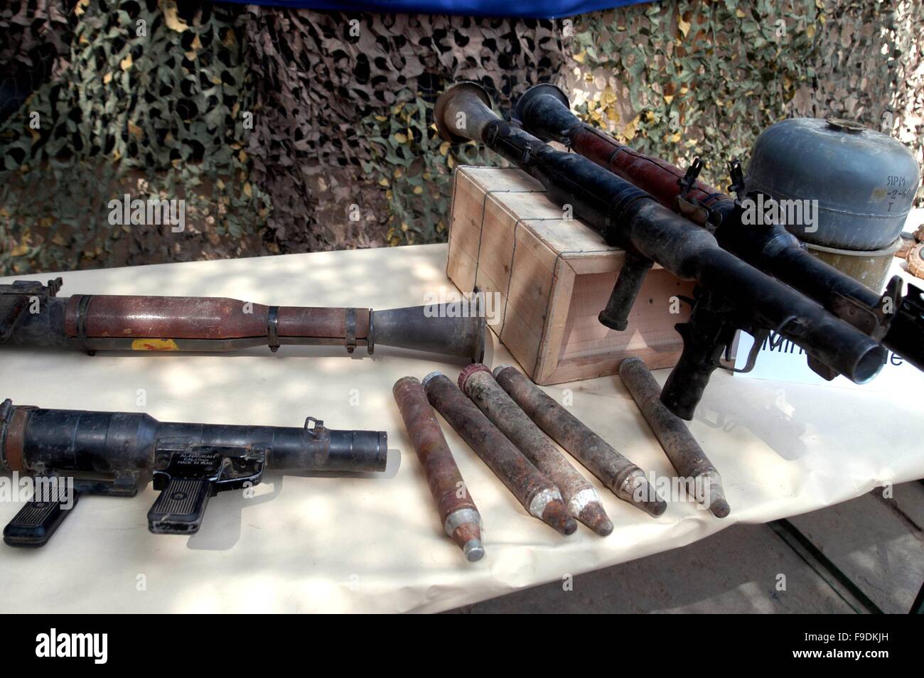 Weapons launcher hi-res stock photography and images - Alamy