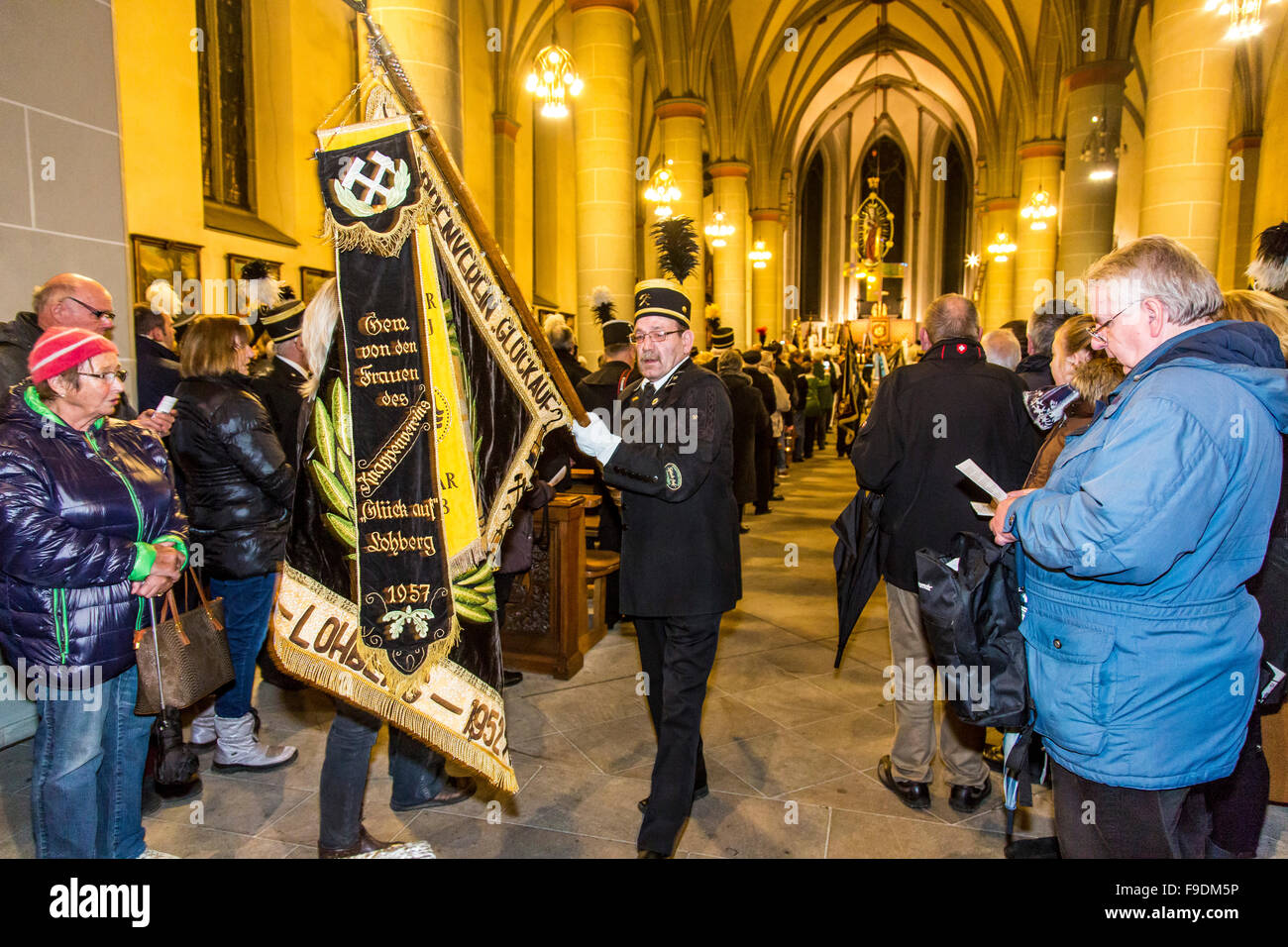 Knapp uniform hi-res stock photography and images - Alamy