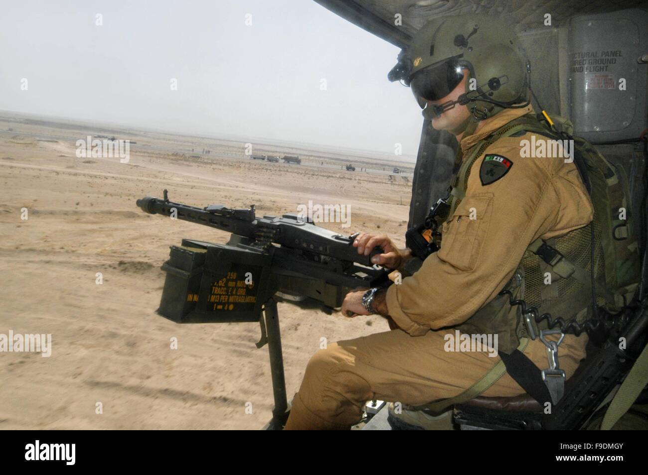 Italian military intervention in Iraq (10/2004), soldiers of the ...