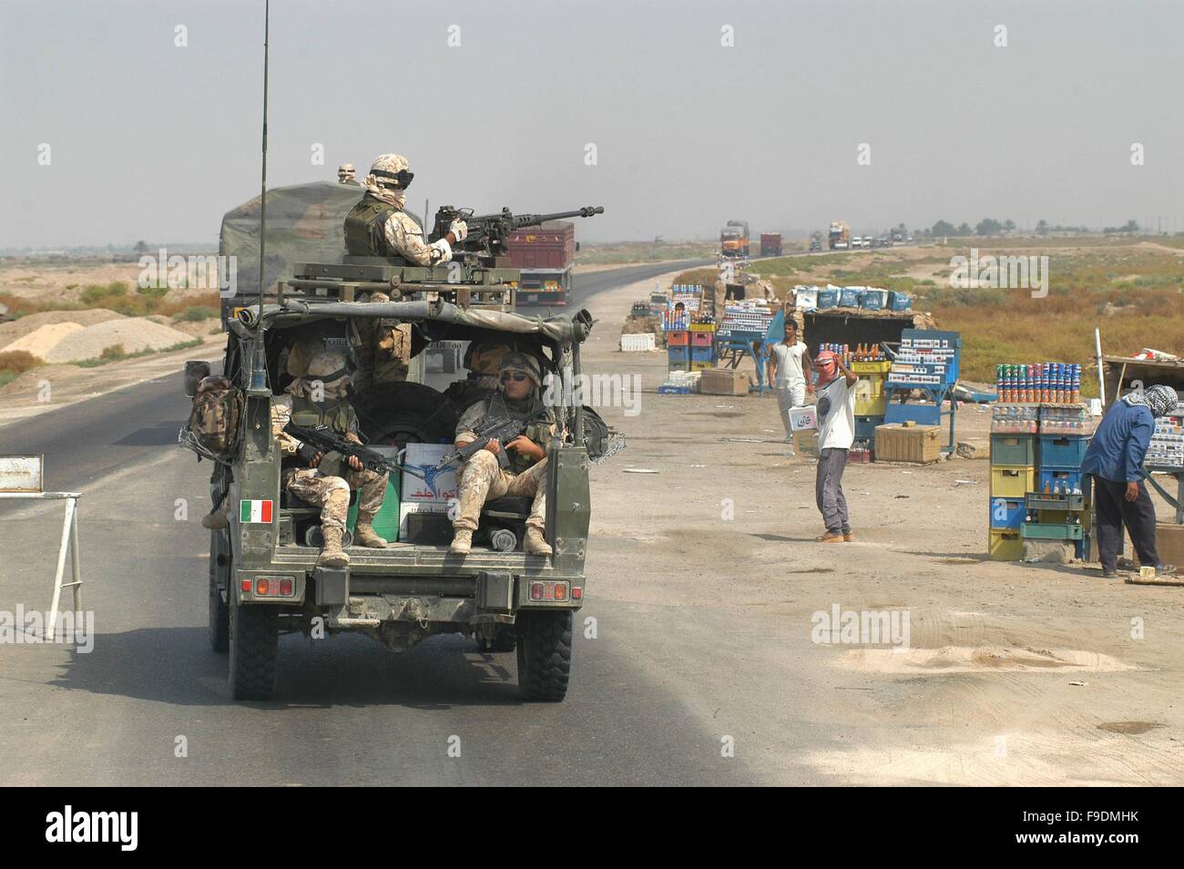 Italian military intervention in Iraq (10/2004), soldiers of the ...