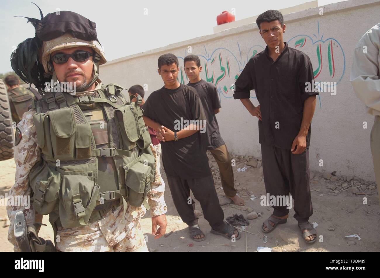 Italian military intervention in Iraq (10/2004), soldiers of the ...