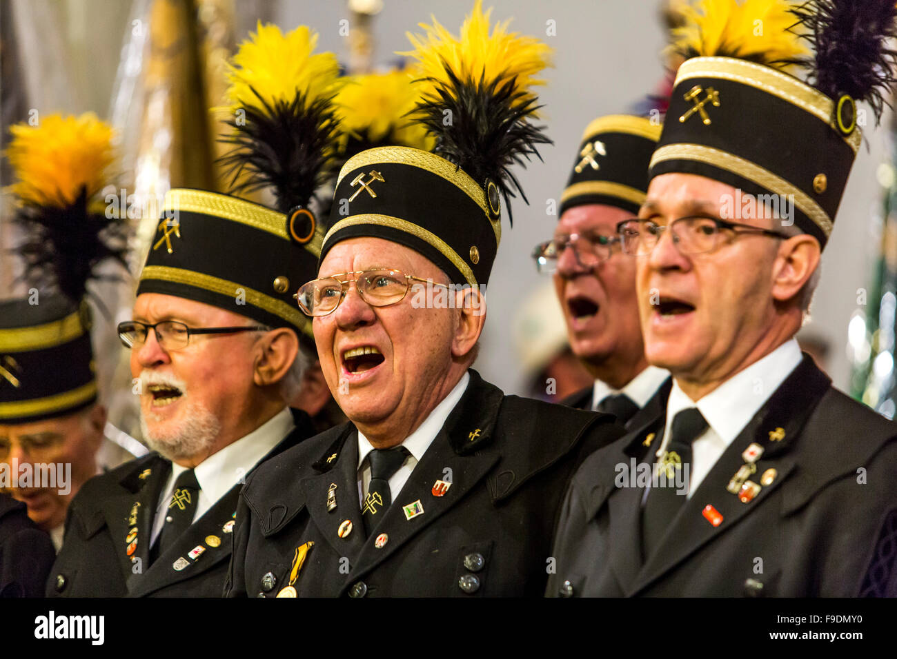 Knapp uniform hi-res stock photography and images - Alamy