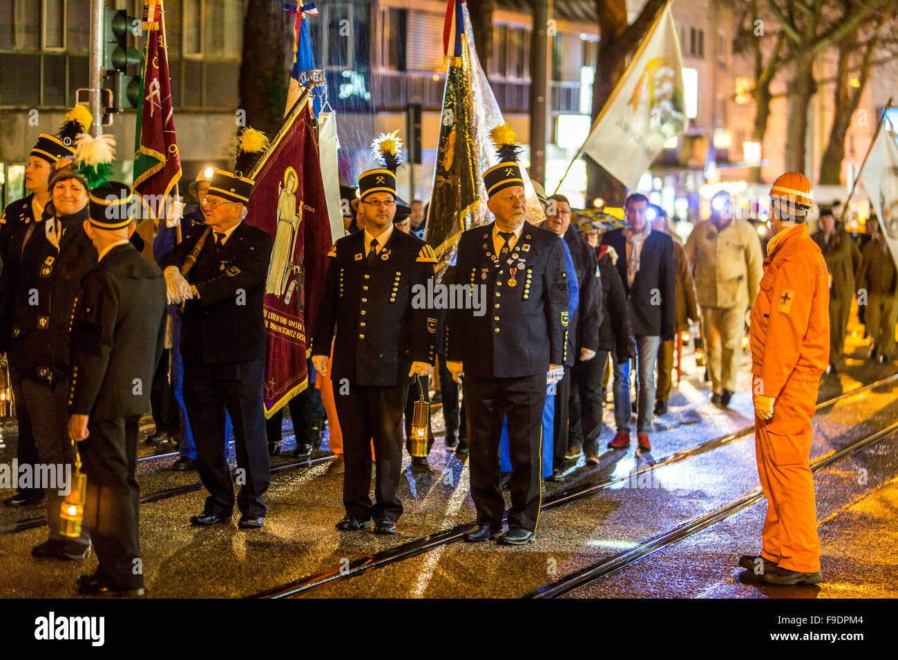 Knapp uniform hi-res stock photography and images - Alamy