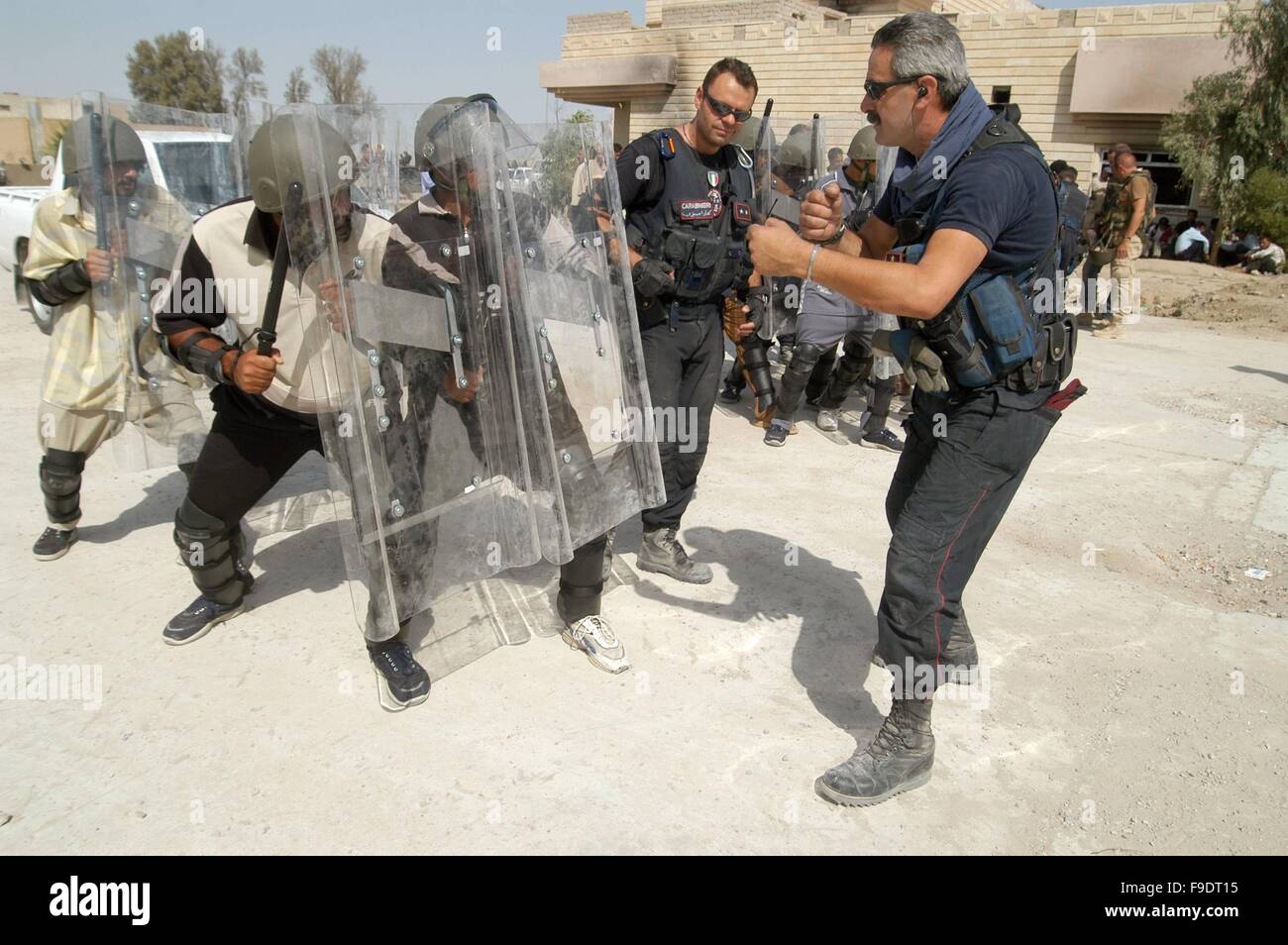 Nassiriya (Iraq) Italian Carabinieri of the MSU (Multinational ...