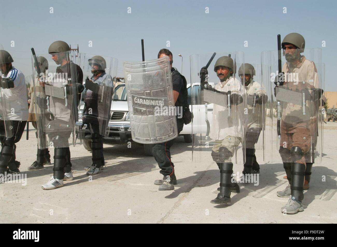 Nassiriya (Iraq) Italian Carabinieri of the MSU (Multinational ...
