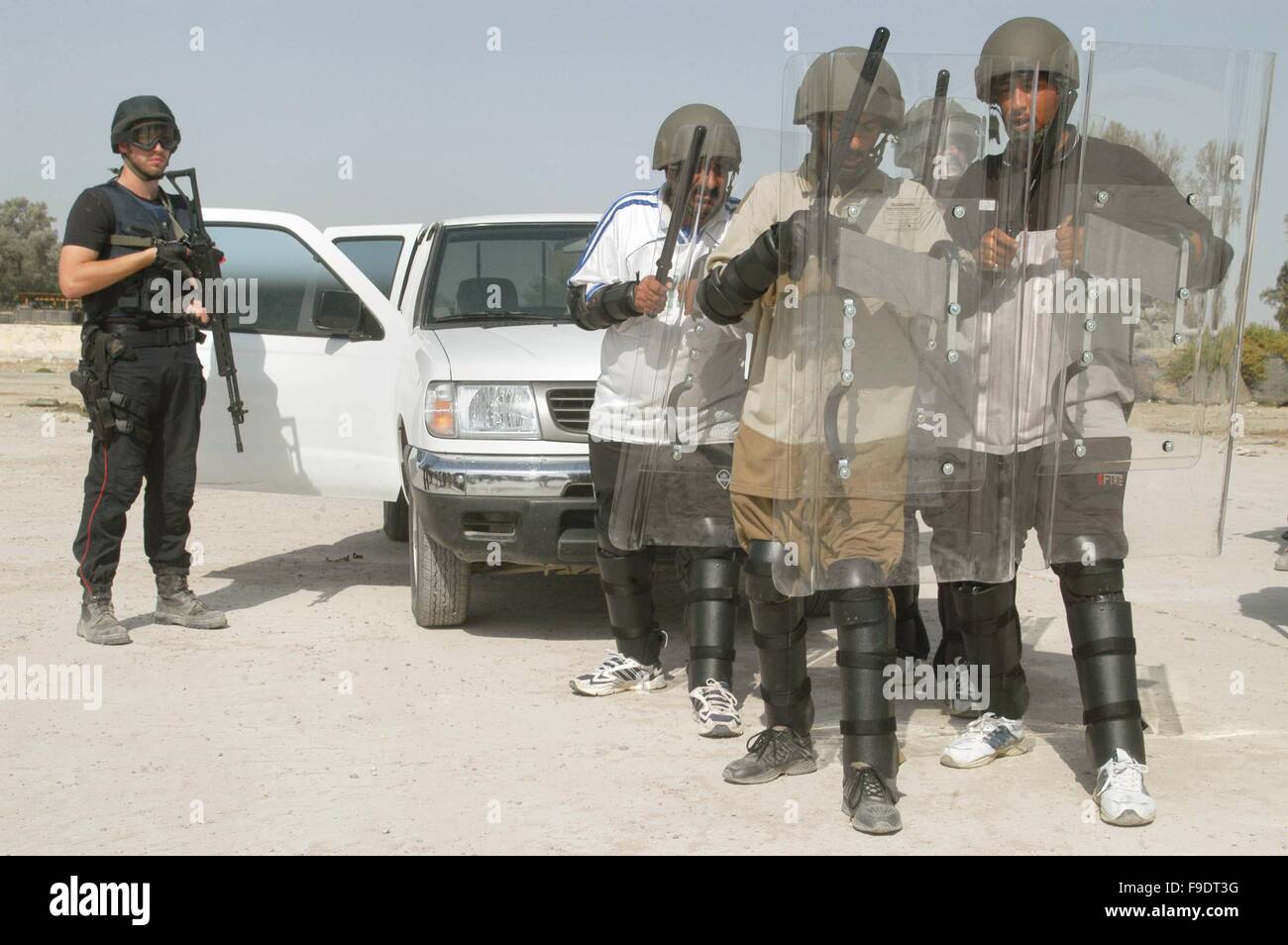 Nassiriya (Iraq) Italian Carabinieri of the MSU (Multinational ...