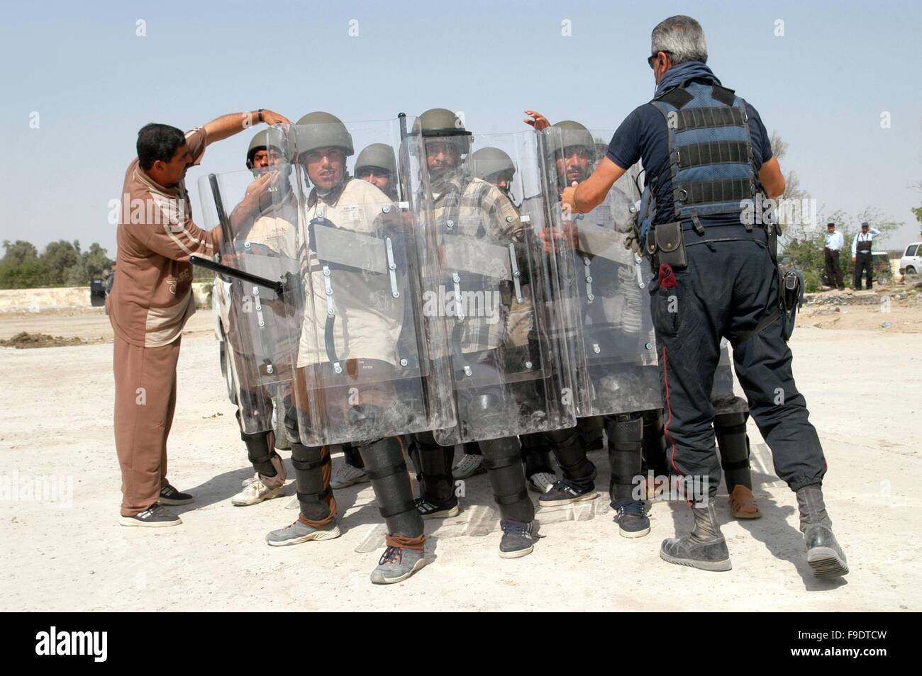 Nassiriya (Iraq) Italian Carabinieri of the MSU (Multinational ...
