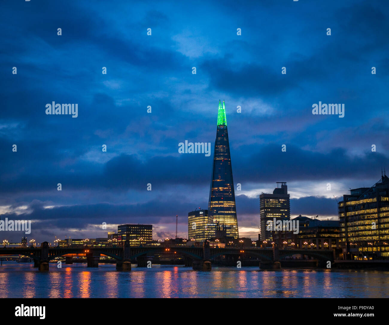 The Shard Building light's up for the Christmas season with alternating ...