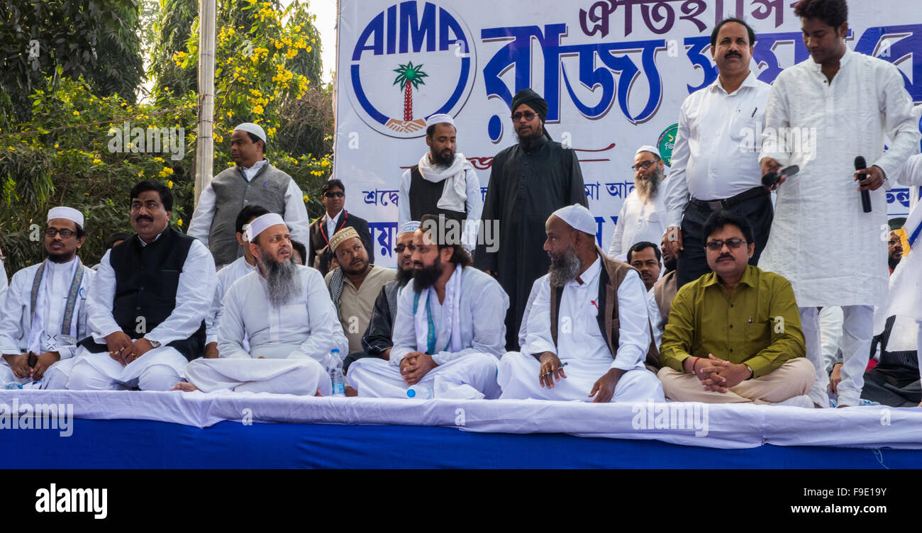 Kolkata, India. 16th Dec, 2015. All India Minority Association (AIMA ...