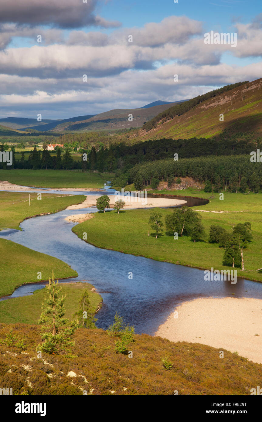 Mar Lodge Estate with the River Dee, near Braemar, Deeside ...