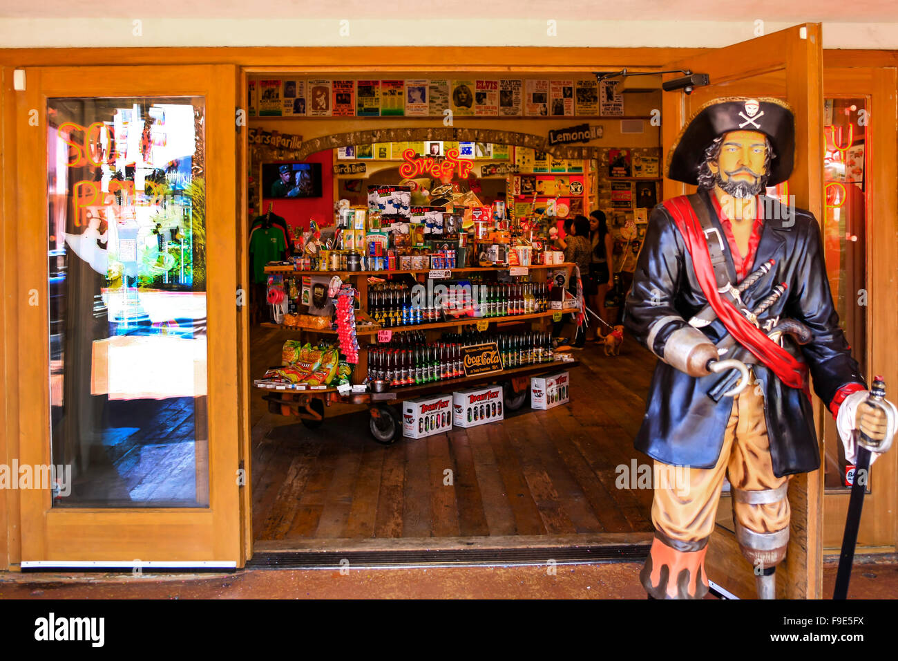 Inside candy store hi-res stock photography and images - Alamy