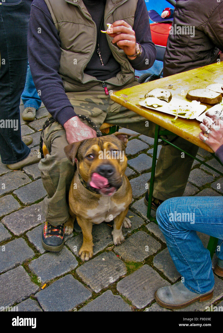 Smacking lips hi-res stock photography and images - Alamy