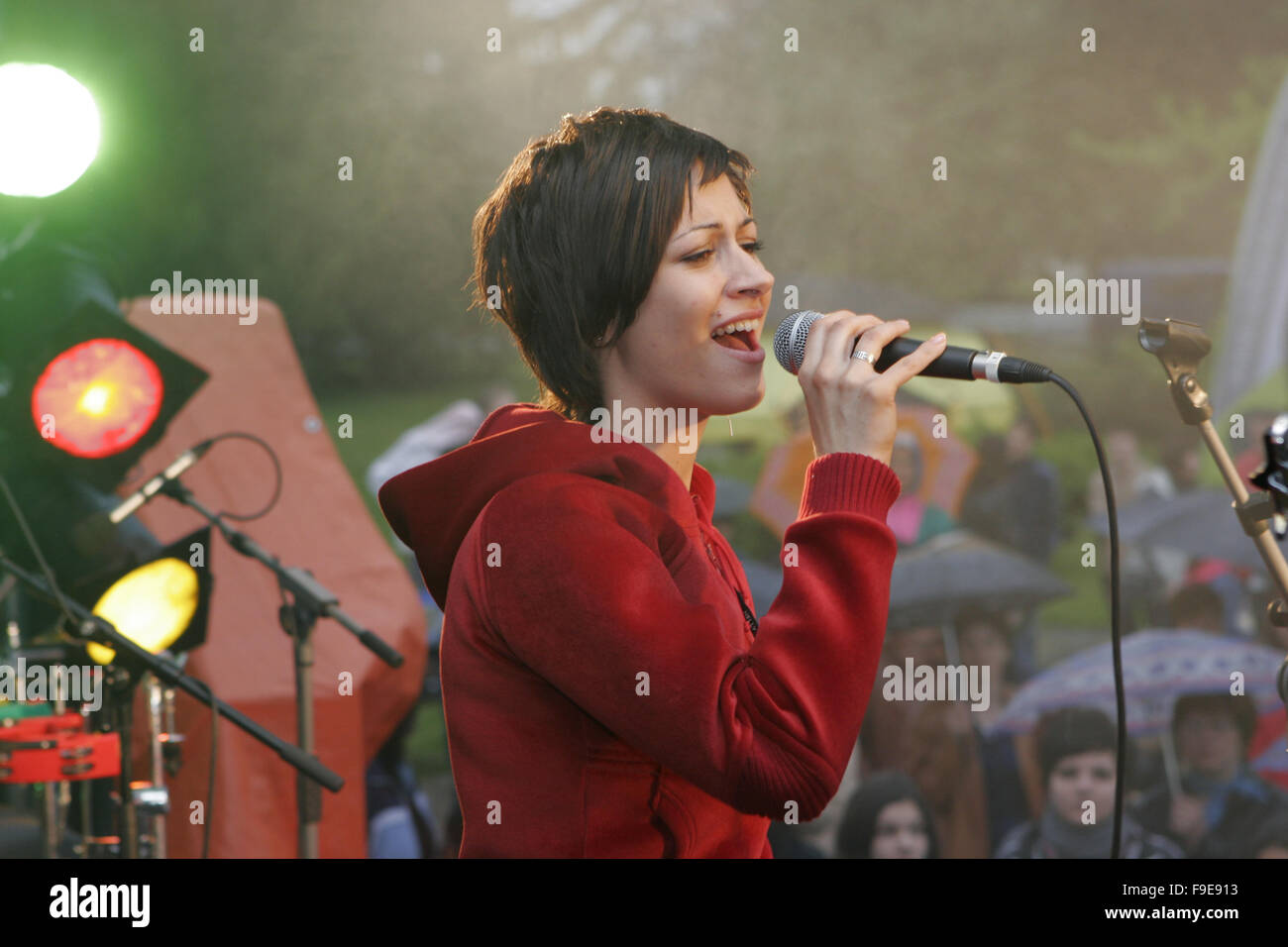 Famous rock singer hi-res stock photography and images - Alamy