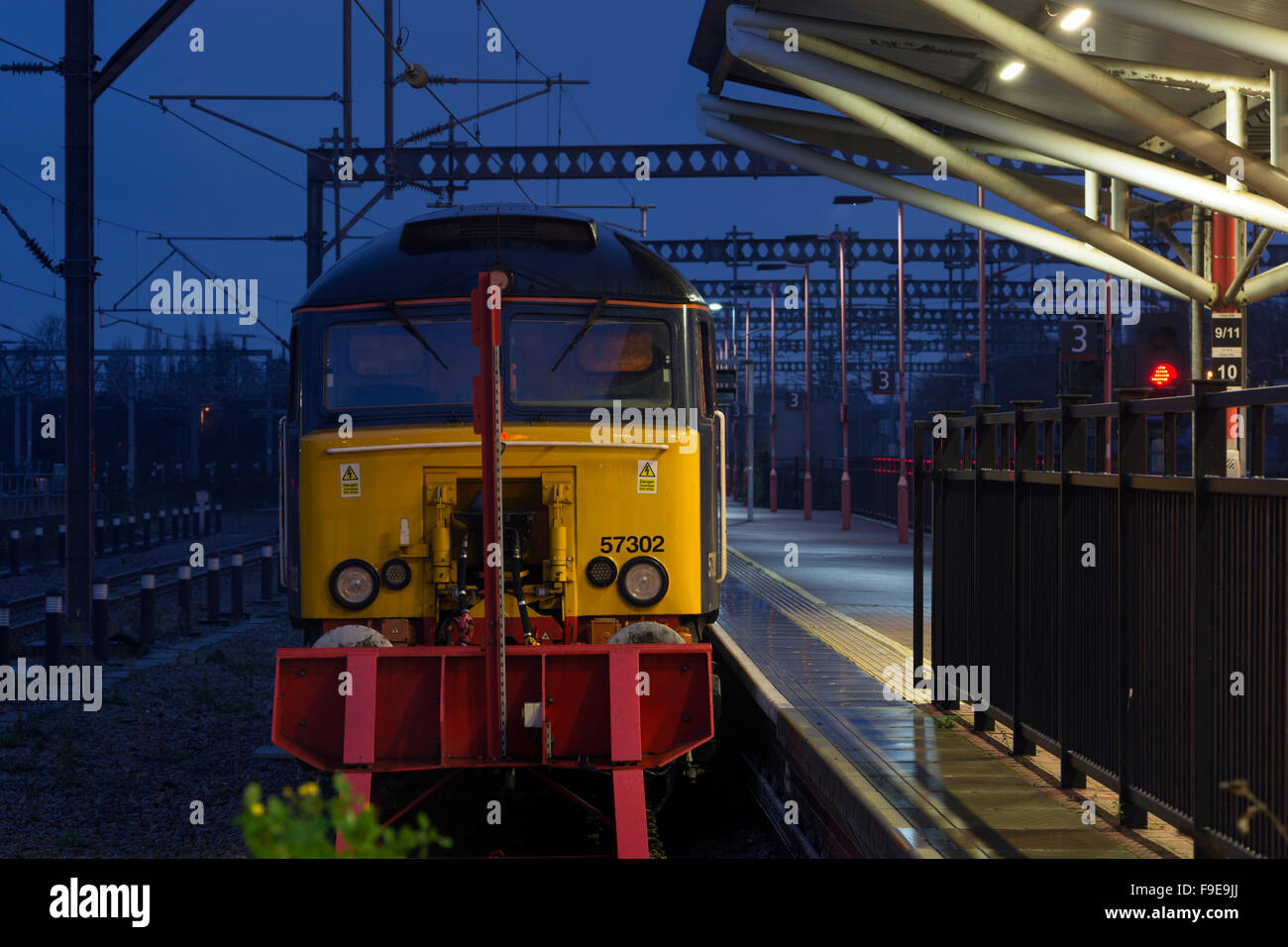 Class 57 Diesel Locomotive Stock Photos & Class 57 Diesel Locomotive ...