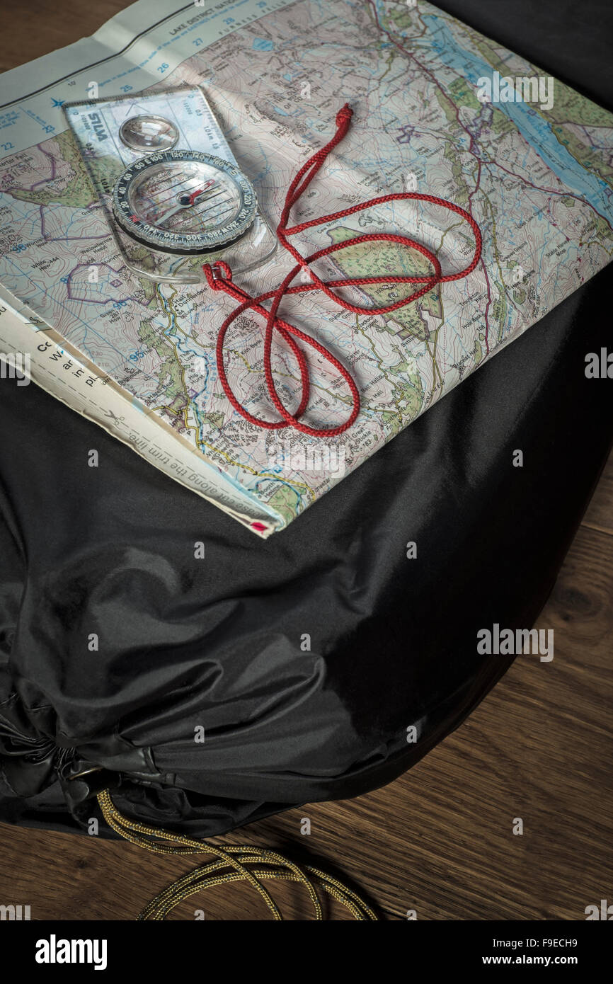 Map britain compass hi-res stock photography and images - Alamy