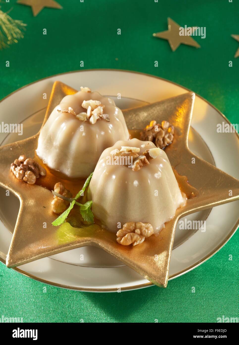 Chestnut Ice Cream with Honey Stock Photo - Alamy