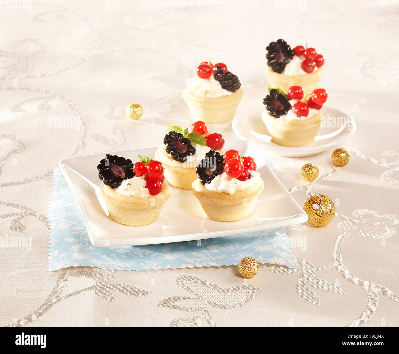 Fast CanapÃ© with Cheese and Fruit Stock Photo - Alamy