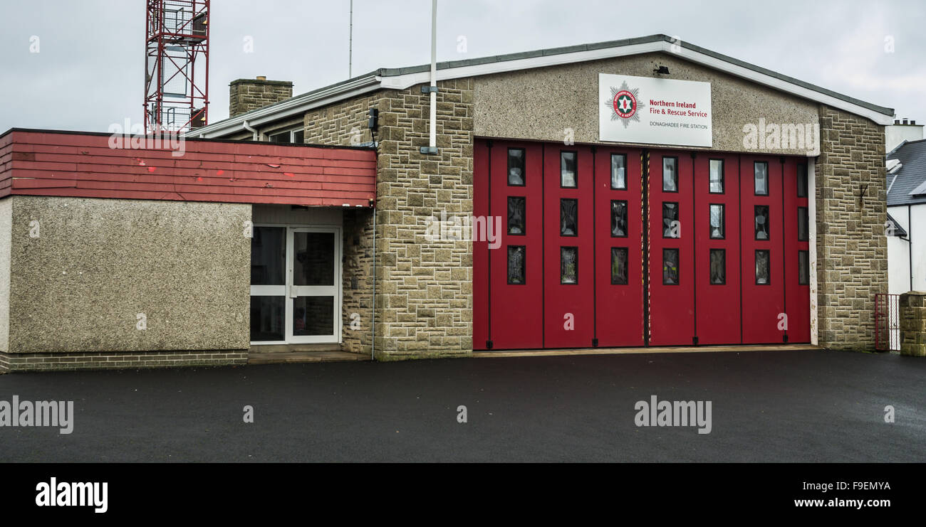 Fire engines street fire station hi-res stock photography and images ...