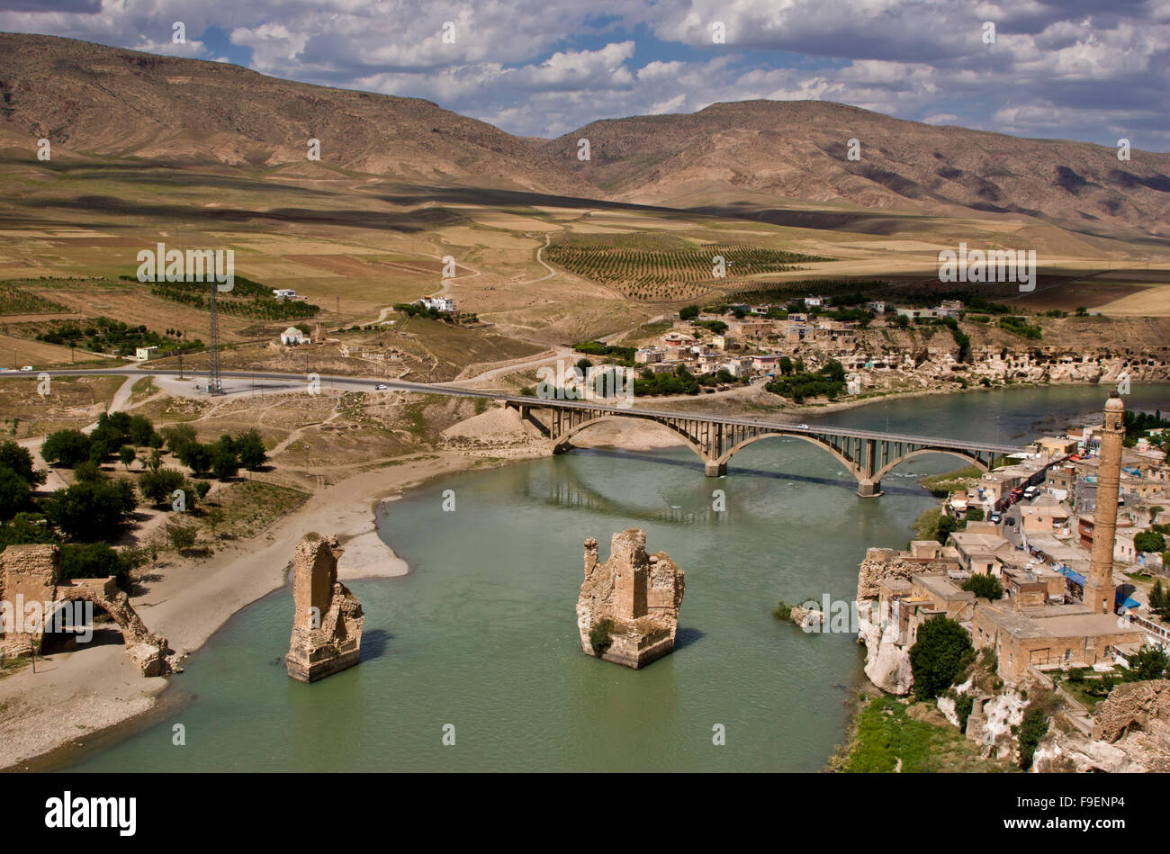 Hasankeyf hi-res stock photography and images - Alamy