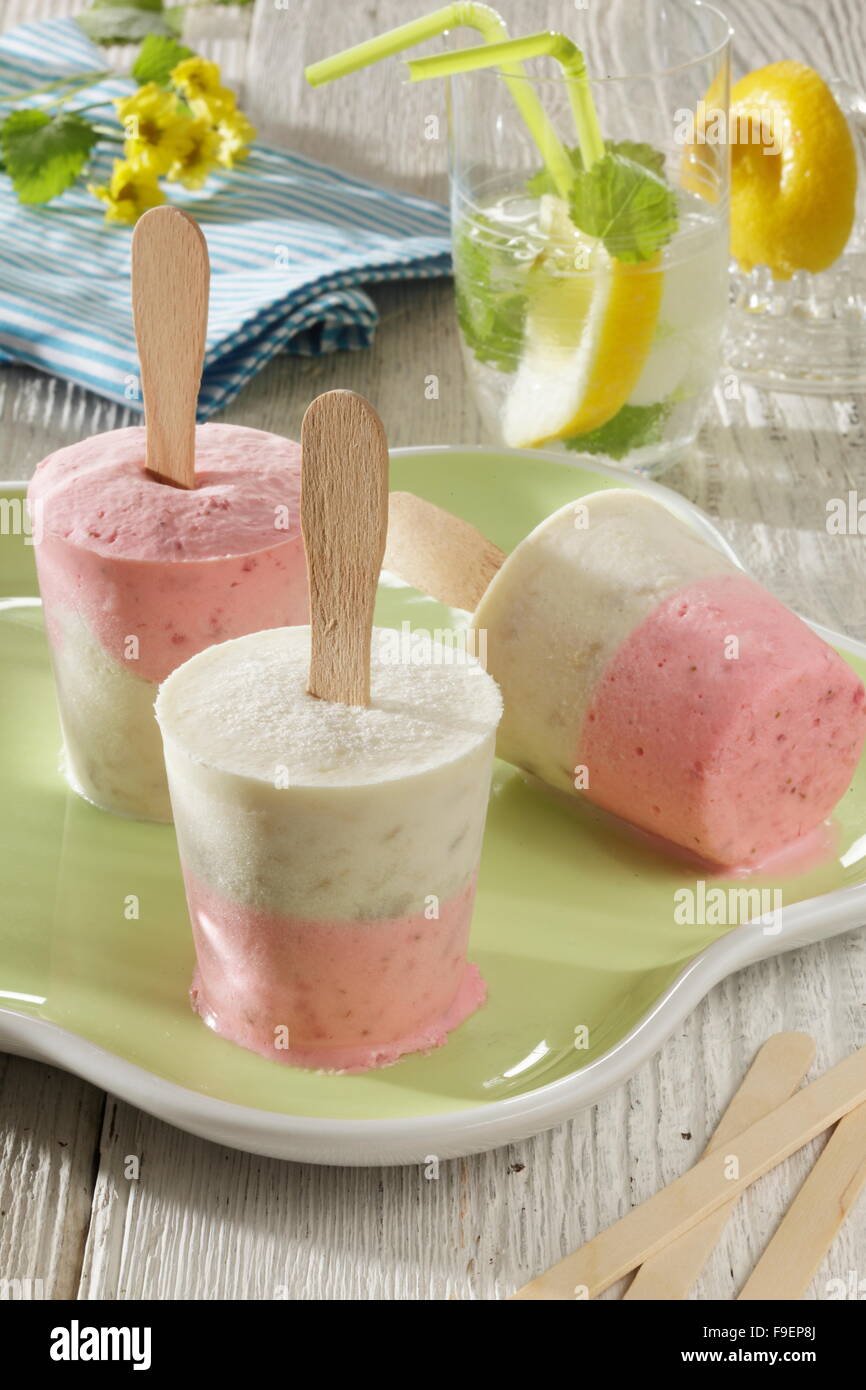 Strawberry and Banana Ice Lolly Stock Photo - Alamy