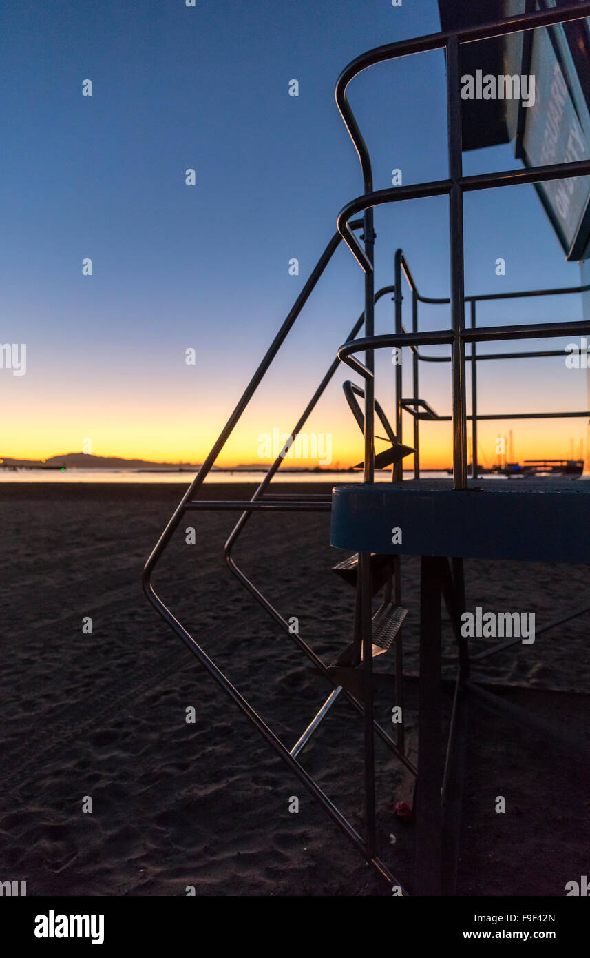 Lifeguard Tower Silhouette High Resolution Stock Photography and Images ...