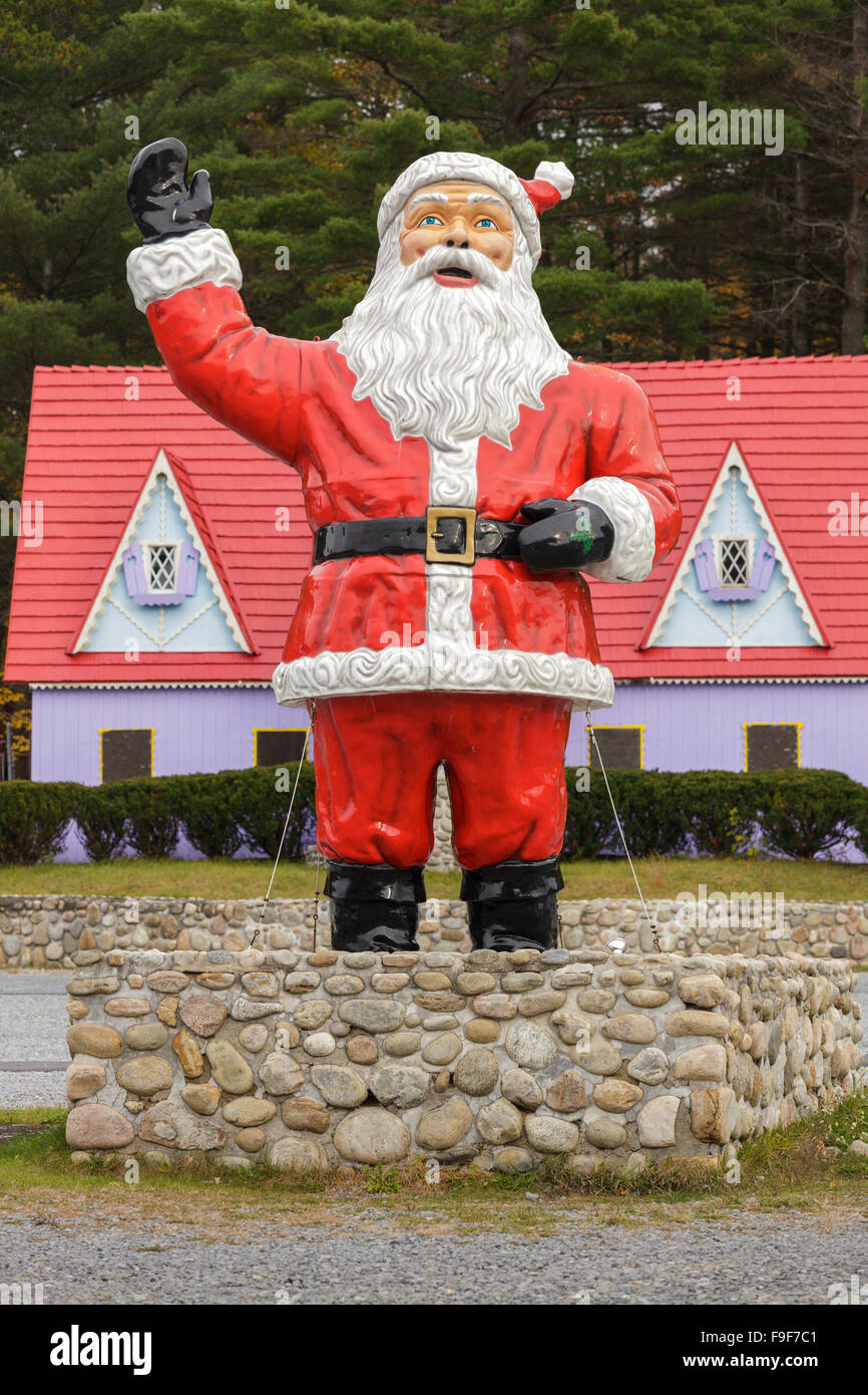 Santa Claus at "Magic Forest" storybook theme park, Lake George ...