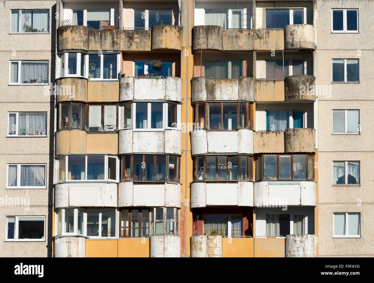 Dirty windows hi-res stock photography and images - Alamy