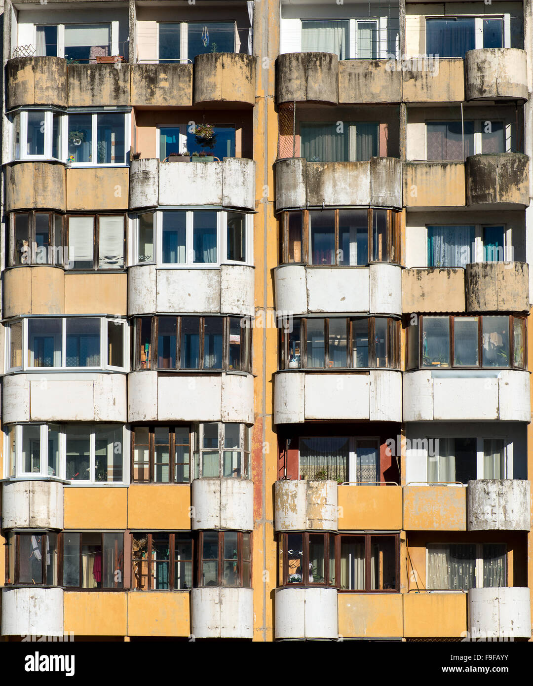 Dirty windows hi-res stock photography and images - Alamy