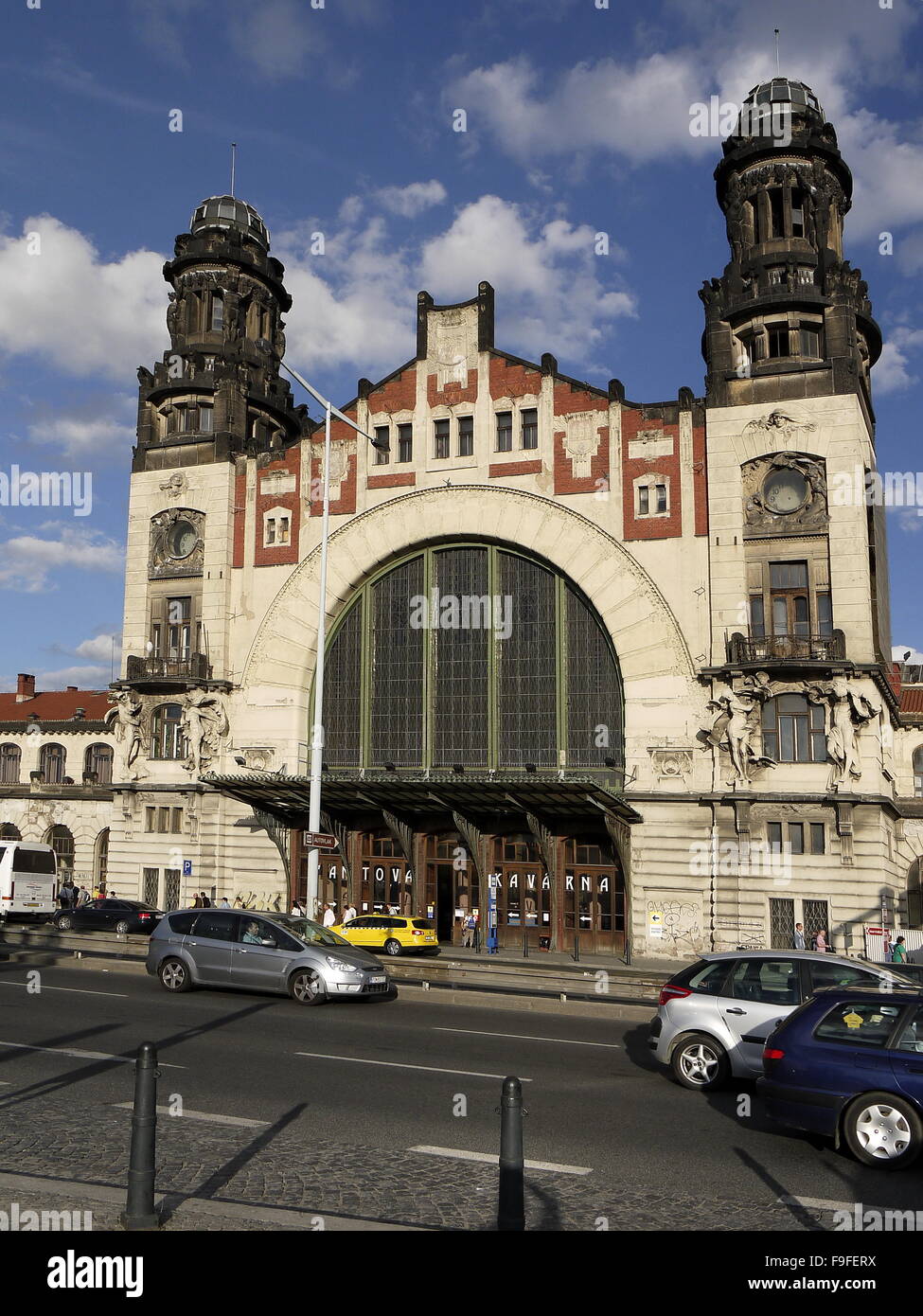 Prague Main Railway Station Stock Photo - Alamy